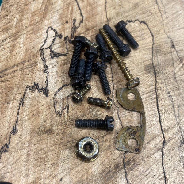 mcculloch mac 110 to 130 series and eager beaver 2.0 chainsaw lot of h