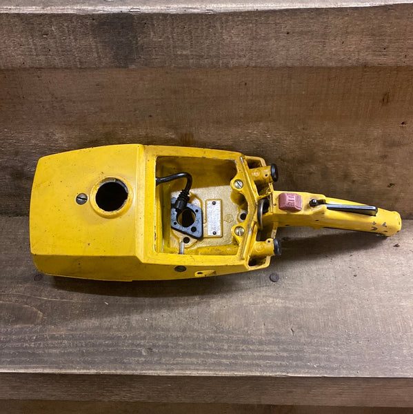 mcculloch pro mac 700 chainsaw fuel tank and cover with throttle trigg