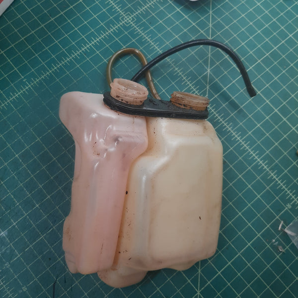 Echo CS-400evl, CS-440evl chainsaw fuel and oil tank set