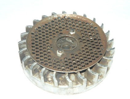Partner R16 R20, R21 chainsaw flywheel, starter pawls and screen PN 32