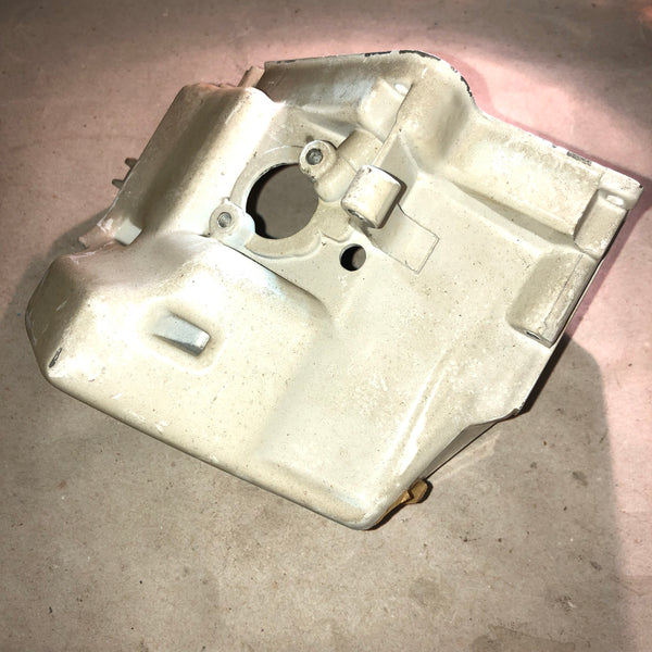 stihl 045, 056 chainsaw carburetor box 1115 140 1700 new (st-5)