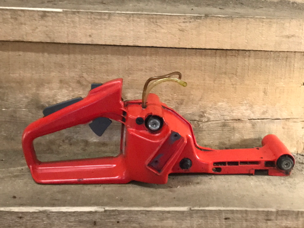 efco 156, 165, 962, 956 chainsaw fuel tank rear trigger handle 5001022