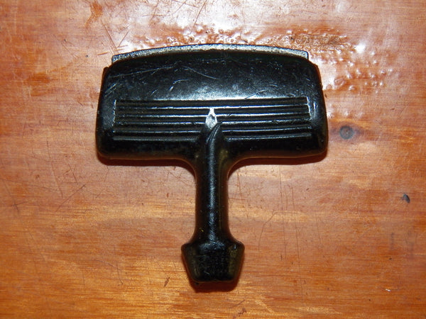 pioneer P41 chainsaw starter pulley grip